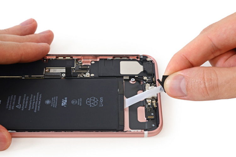 How to Teardown iPhone 7 Plus to Replace Screen, Battery Replacement